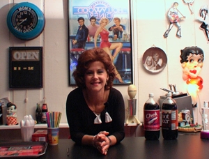 Cyndi Lauper-Connie Francis-Patsy Cline Look Alike Impersonator ...